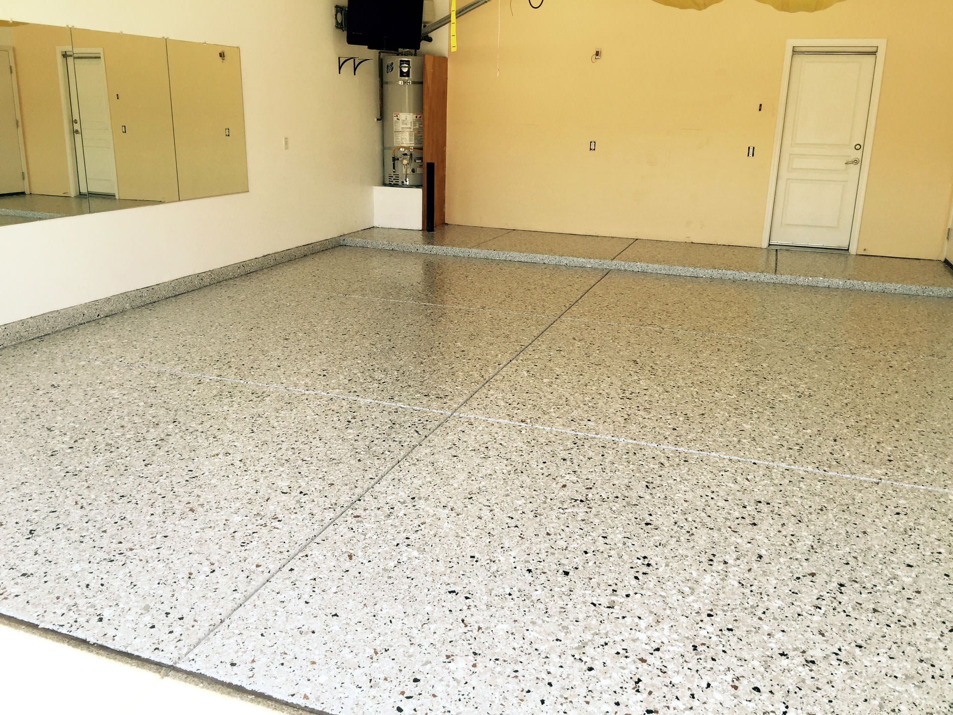 Coved Flooring in Folsom | West Coast Epoxy